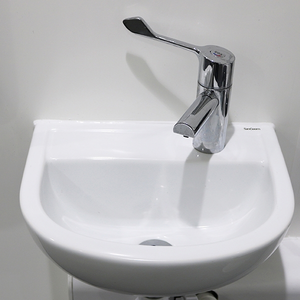 Thermostatic Sequential TMV3 mixer tap - flexi tails - The Sanitaryware ...